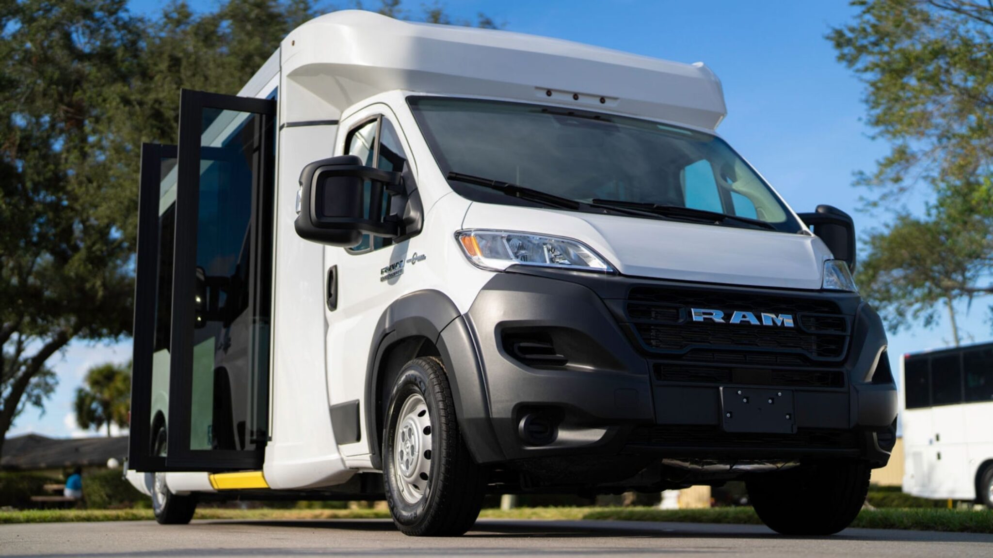 ADA Compliant Vehicles and Low-Floor Transit: What Fleet Operators Need ...